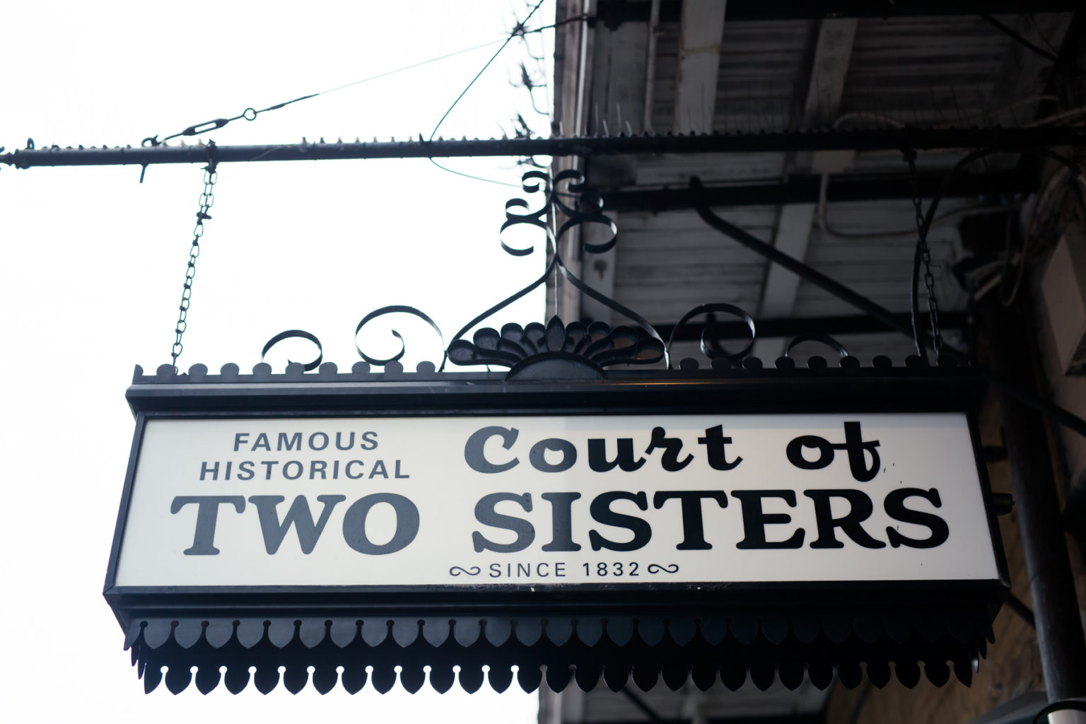 New Orleans Court of Two Sisters Elopement - sarahbeckerphoto.com